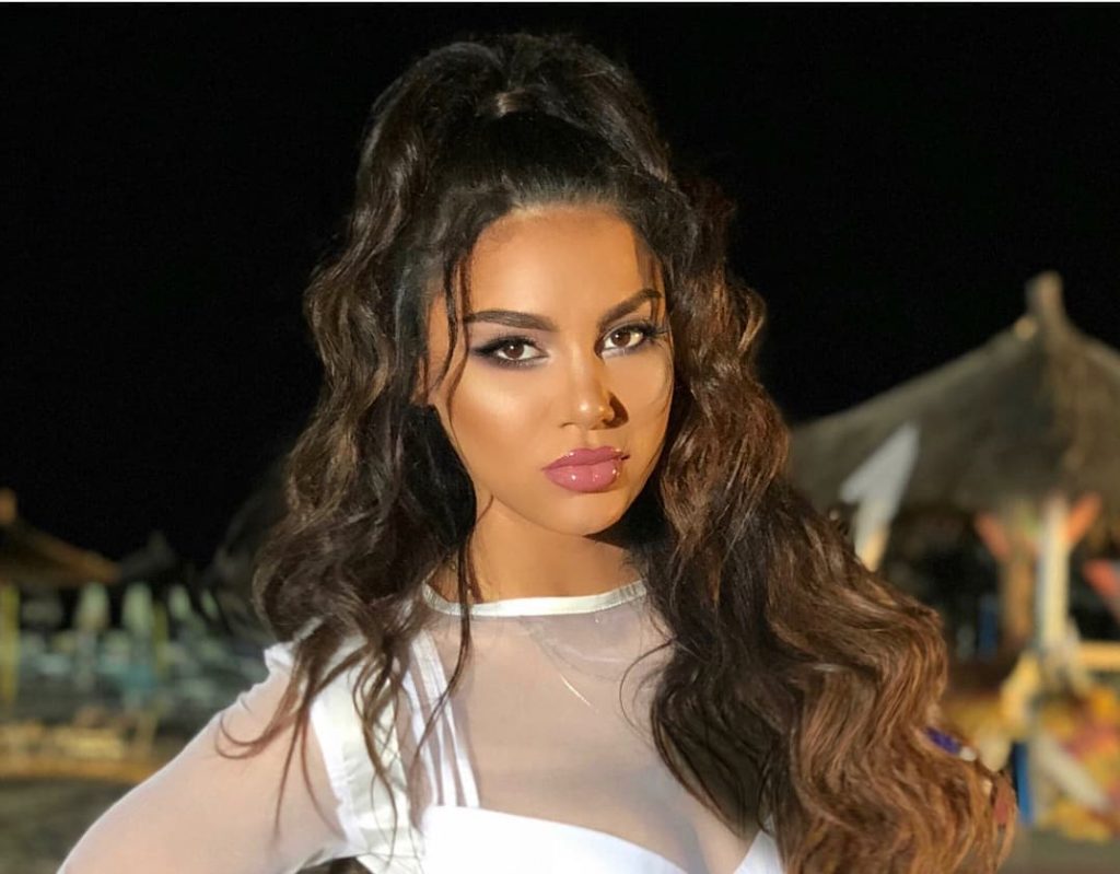 Dhurata Dora is in love, the latest look proves everything – Ora Info