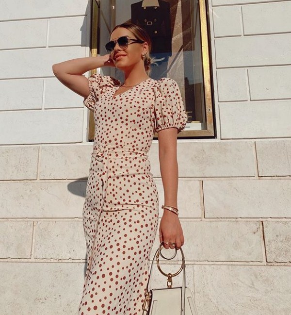 Nuk do t’iu besoni syve, kaq shumë është dobësuar nusja e Ermalit – Ora Info