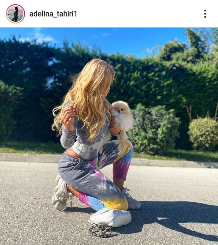 Adelina risks her life to take this photo! – Ora Info