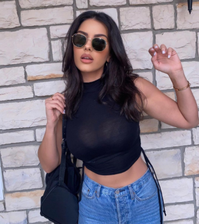 Kështu pozon Jehona Dreshaj pasi u bë teze – Ora Info