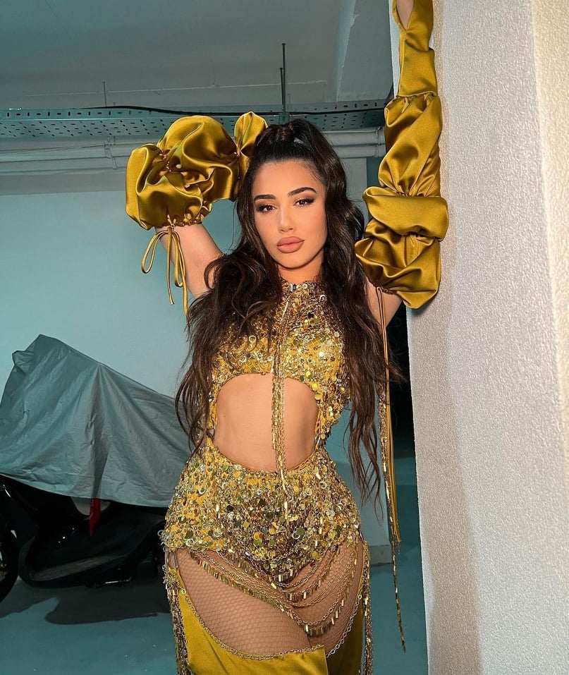 Nuk do t’iu besoni syve, kështu dukej Melinda para se të bëhej e famshme! – Ora Info